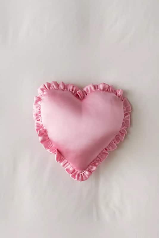 Rose-Coloured Decor Items For A Soft & Romantic Home | Style at Home