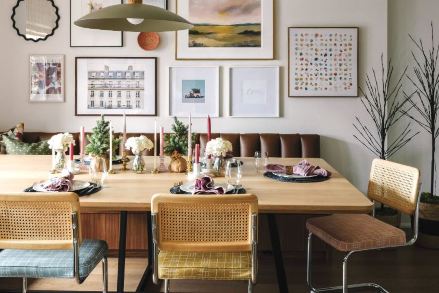 This Merry Toronto Designer's Home Is Decked Out For The Holidays ...