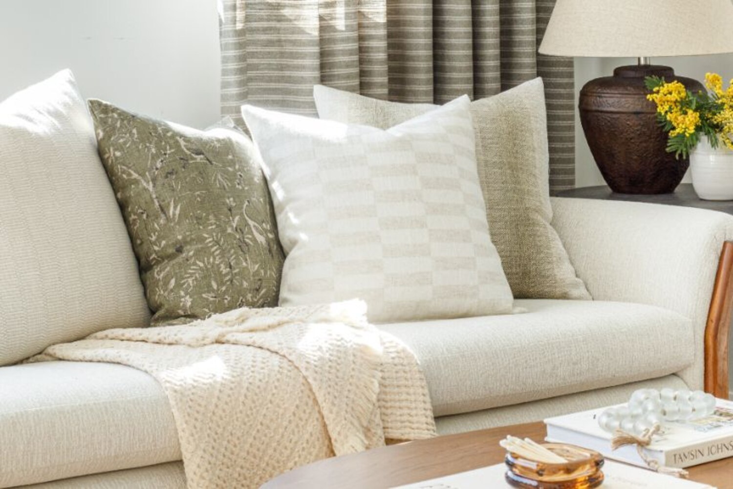 How To Style Your Throw Pillows, According To A Design Expert | Style ...