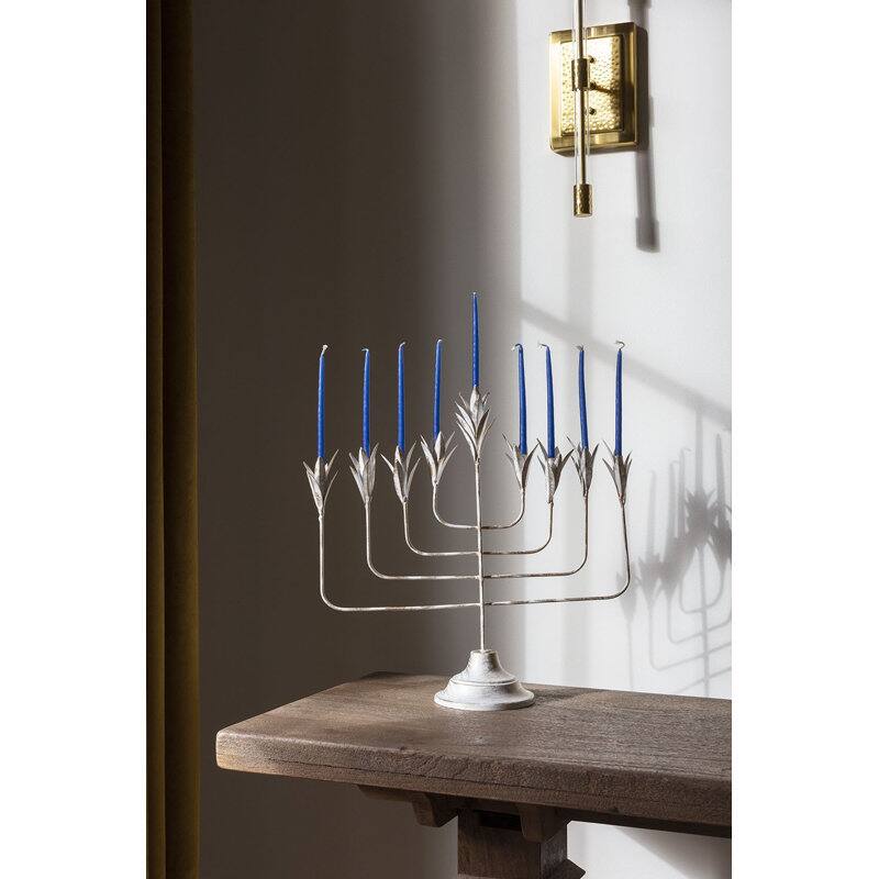 The Best Hanukkah Decorations For A Fun & Festive Celebration | Style ...