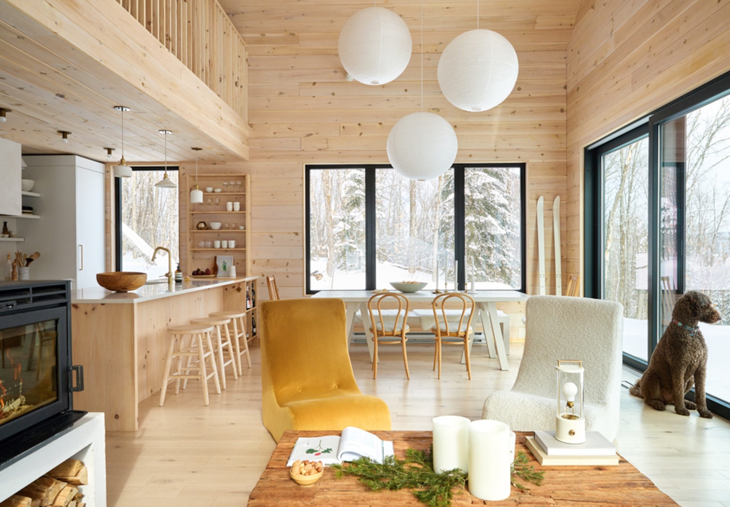 A Relaxed Cottage Interior Inspired By The Idyllic Serenity Of Its ...