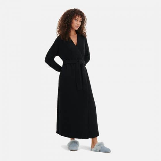 The Best Robes For Staying Warm On Chilly Winter Mornings | Style at Home