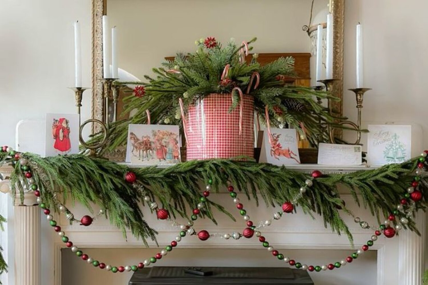 5 Holiday Decorating Trends We're Seeing in 2024 | Style at Home