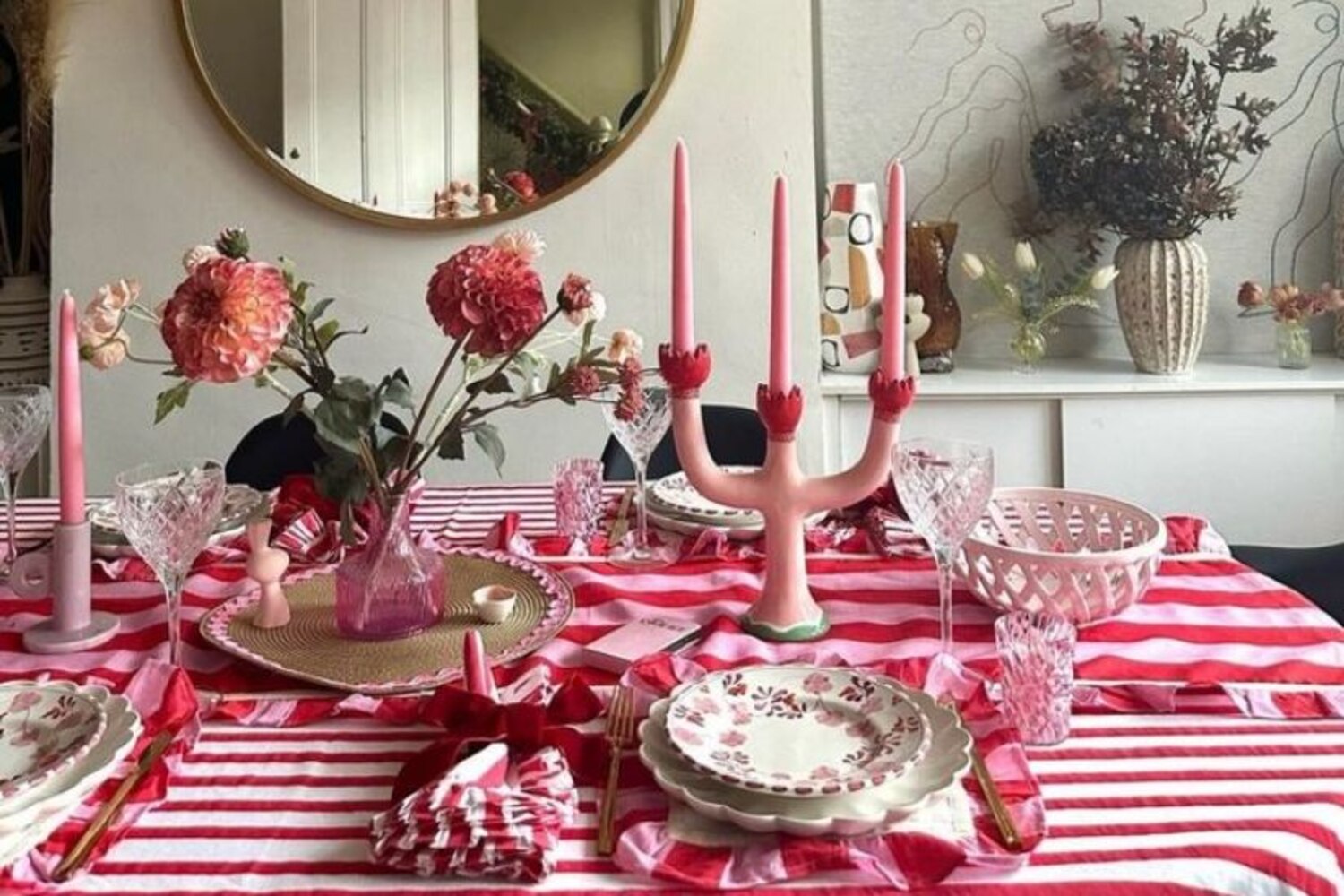 5 Romantic Valentine's Day Tablescapes You Can Copy | Style at Home