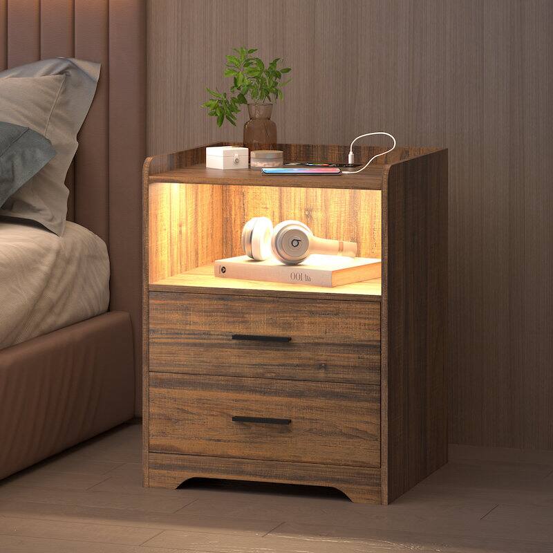 13 Best Nightstands and Bedside Tables | Style at Home