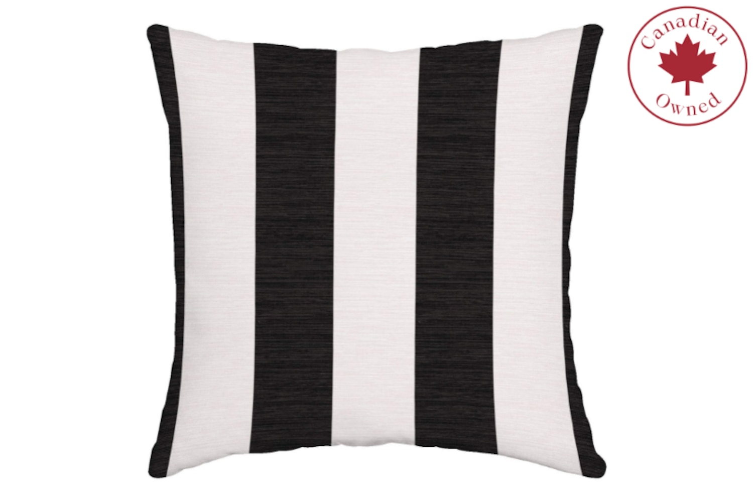11 Outdoor Pillows To Liven Up Your Backyard Decor | Style at Home