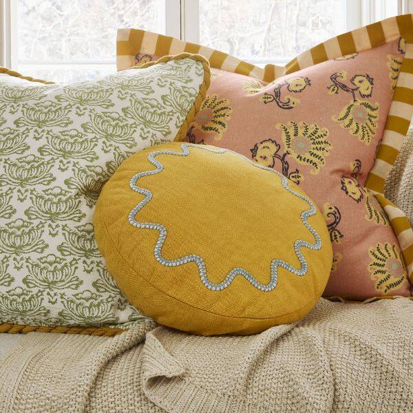 16 Pretty Throw Pillow Picks | Style at Home