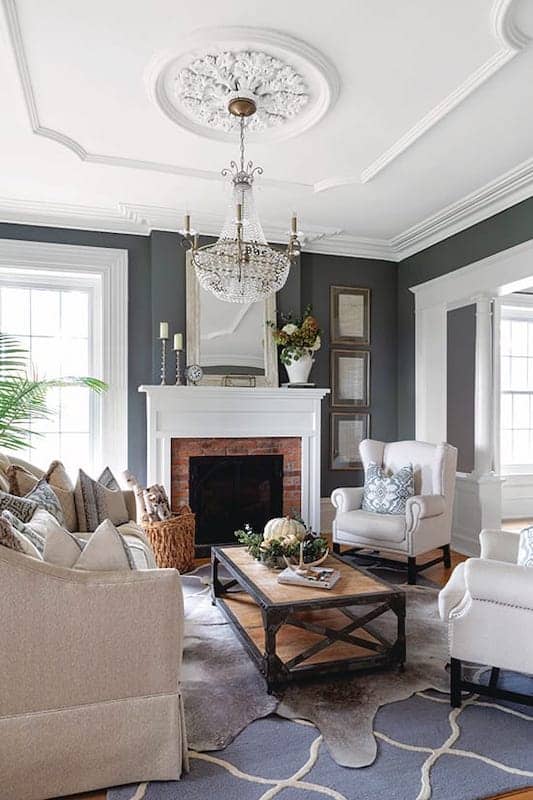 15 Farmhouse Chic Living Rooms That Showcase The Cozy Style | Style at Home