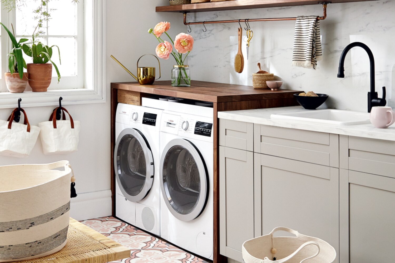 High/Low: clean & simple laundry room | Style at Home