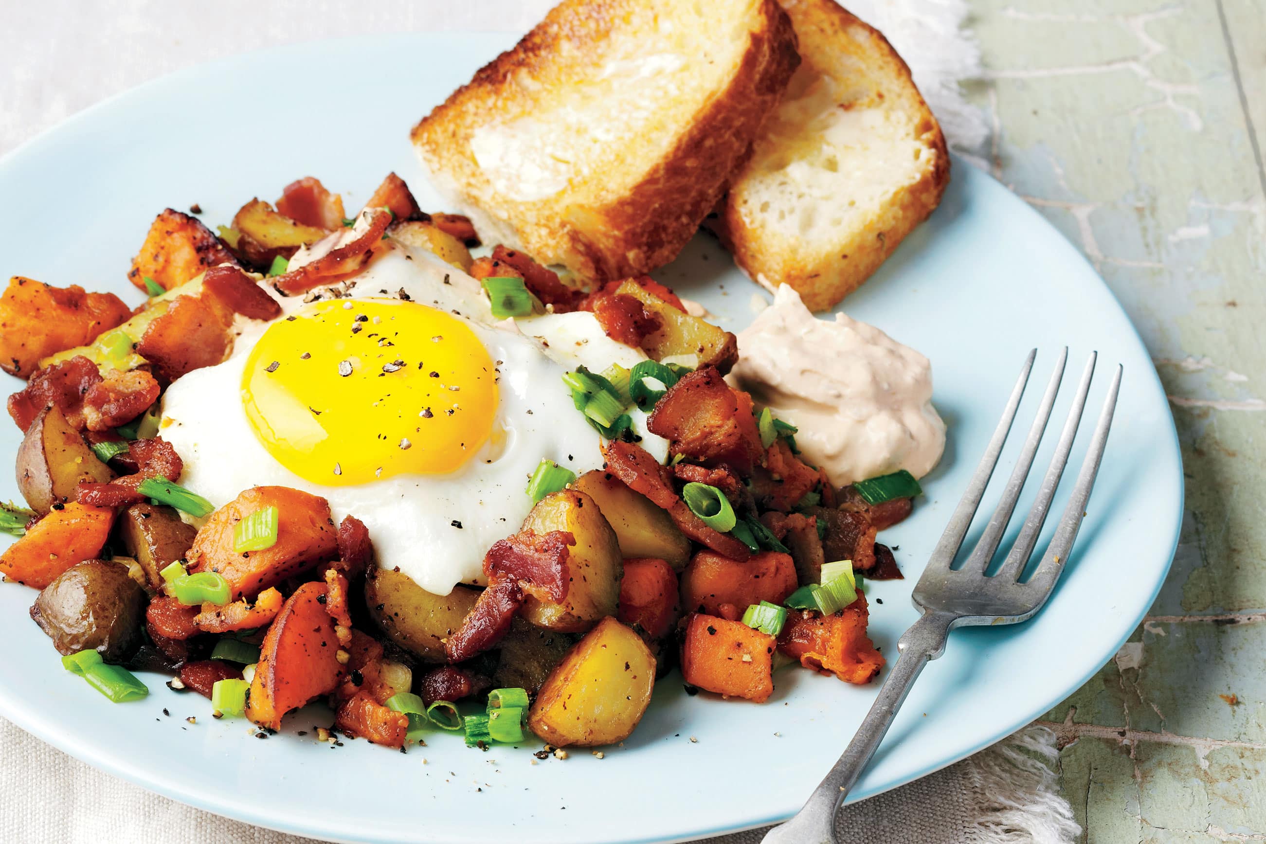 Recipe: Potato hash with eggs & chipotle sour cream | Style at Home