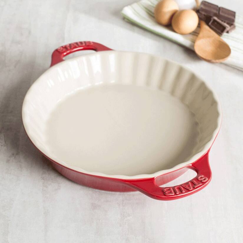 9 gorgeous pie plates that will motivate you to make a pie | Style at Home