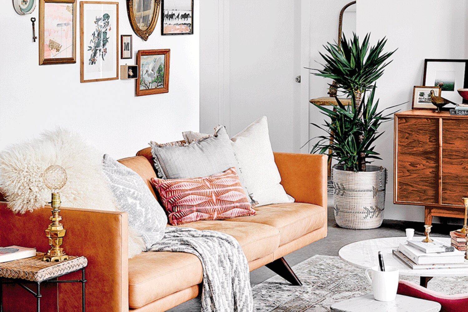 A personality-packed vacation home boasting a fun mix of design styles ...