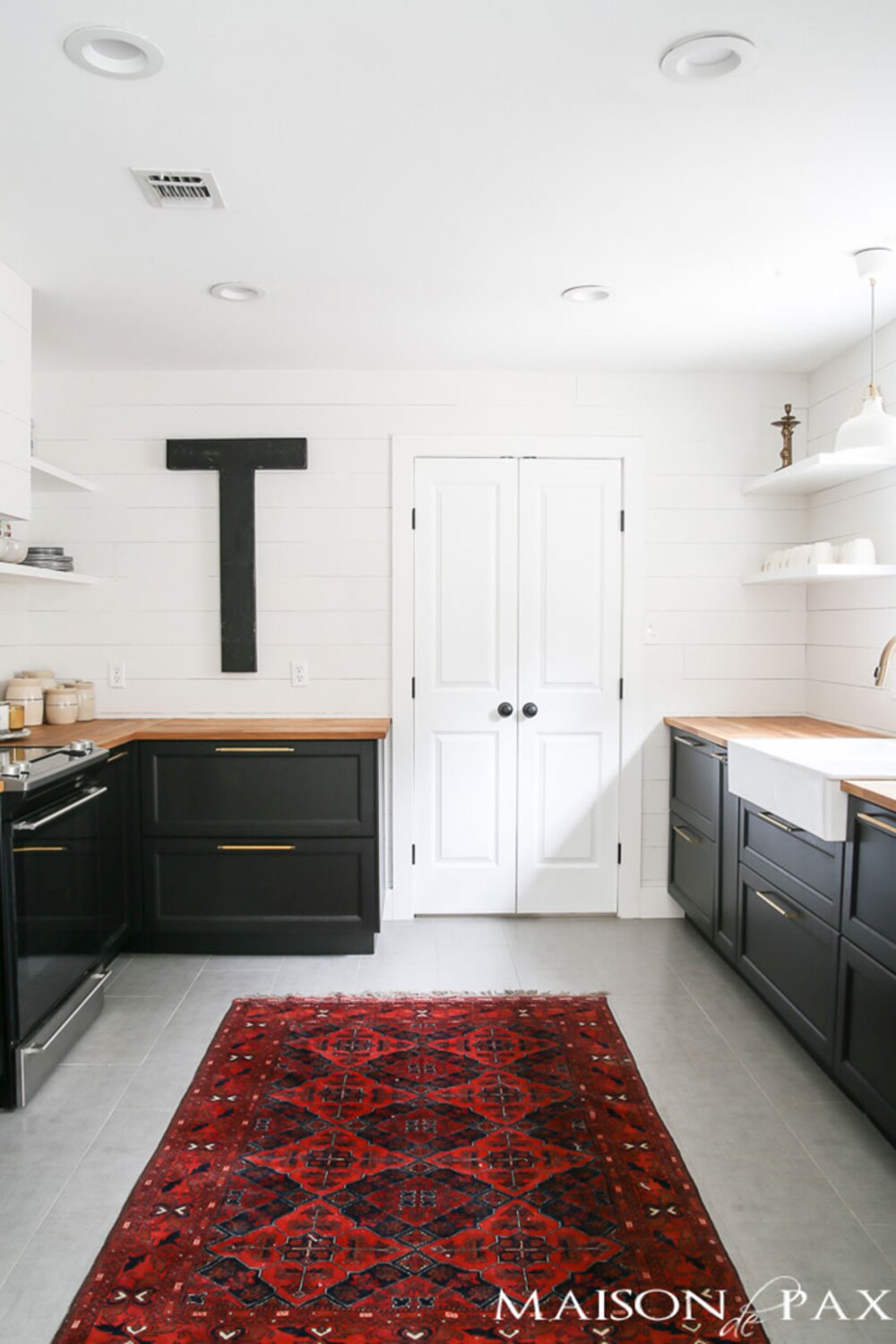 Colourful kitchens that'll have you questioning your love for all-white ...
