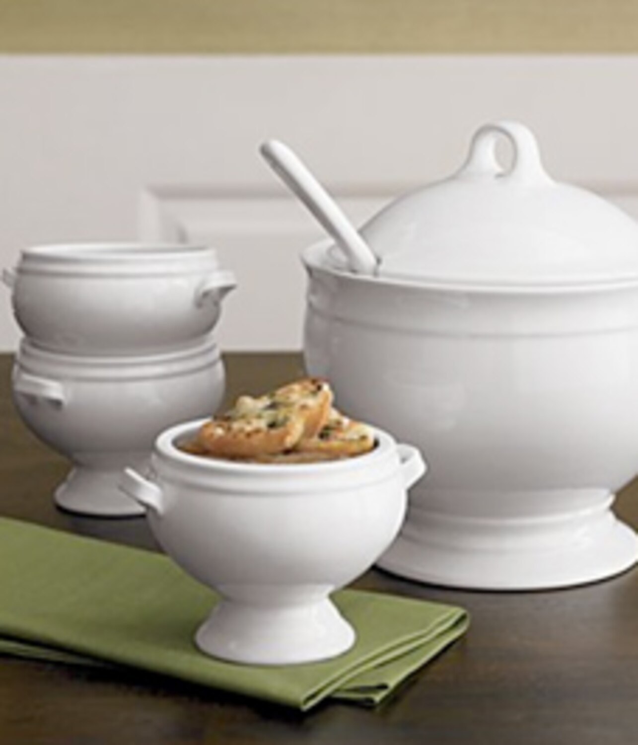 White tabletop accessories | Style at Home