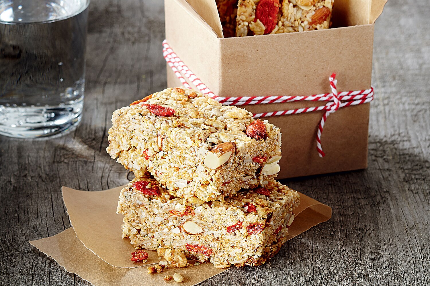 Recipe: Afternoon energy bars | Style at Home