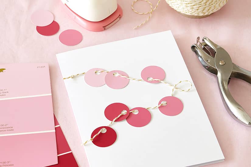 Quick and easy holiday DIY: Ombre garland card | Style at Home