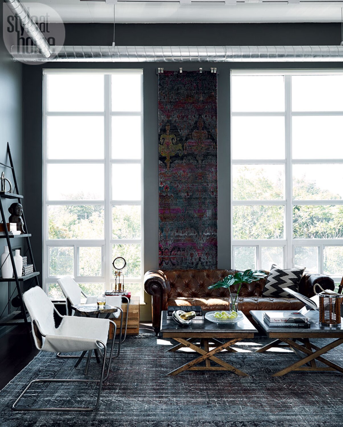 These dark & dramatic rooms will convince you to be more daring with ...