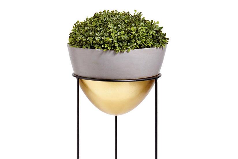 5 decorative planters that will lend your patio a chic touch | Style at ...