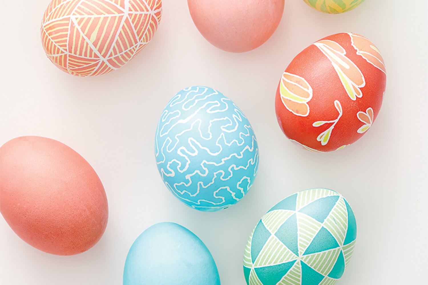 easter eggs colour in pictures
