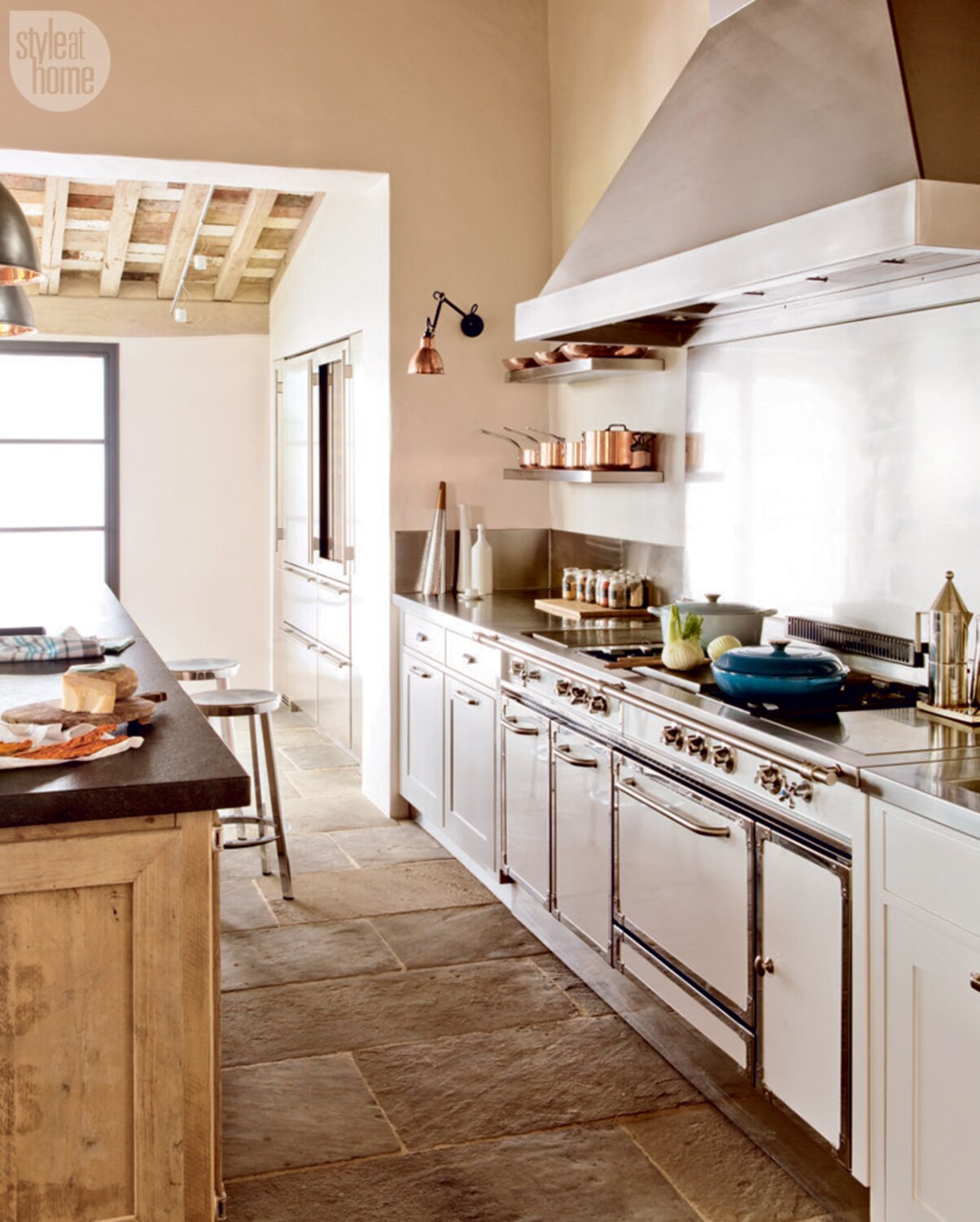 Tour Debbie Travis's vacation home in Tuscany | Style at Home