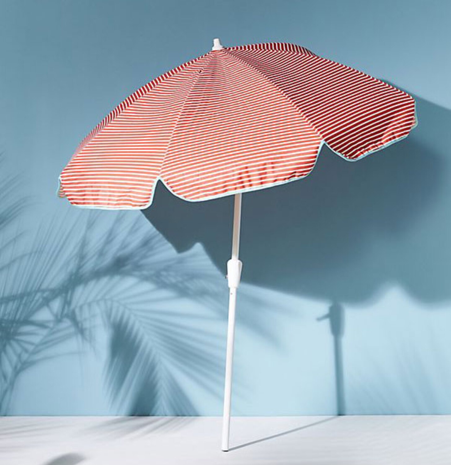 7 sophisticated umbrellas for your patio | Style at Home