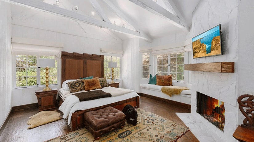 Cher parts with her L.A. mansion for $2,073 Million | Style at Home