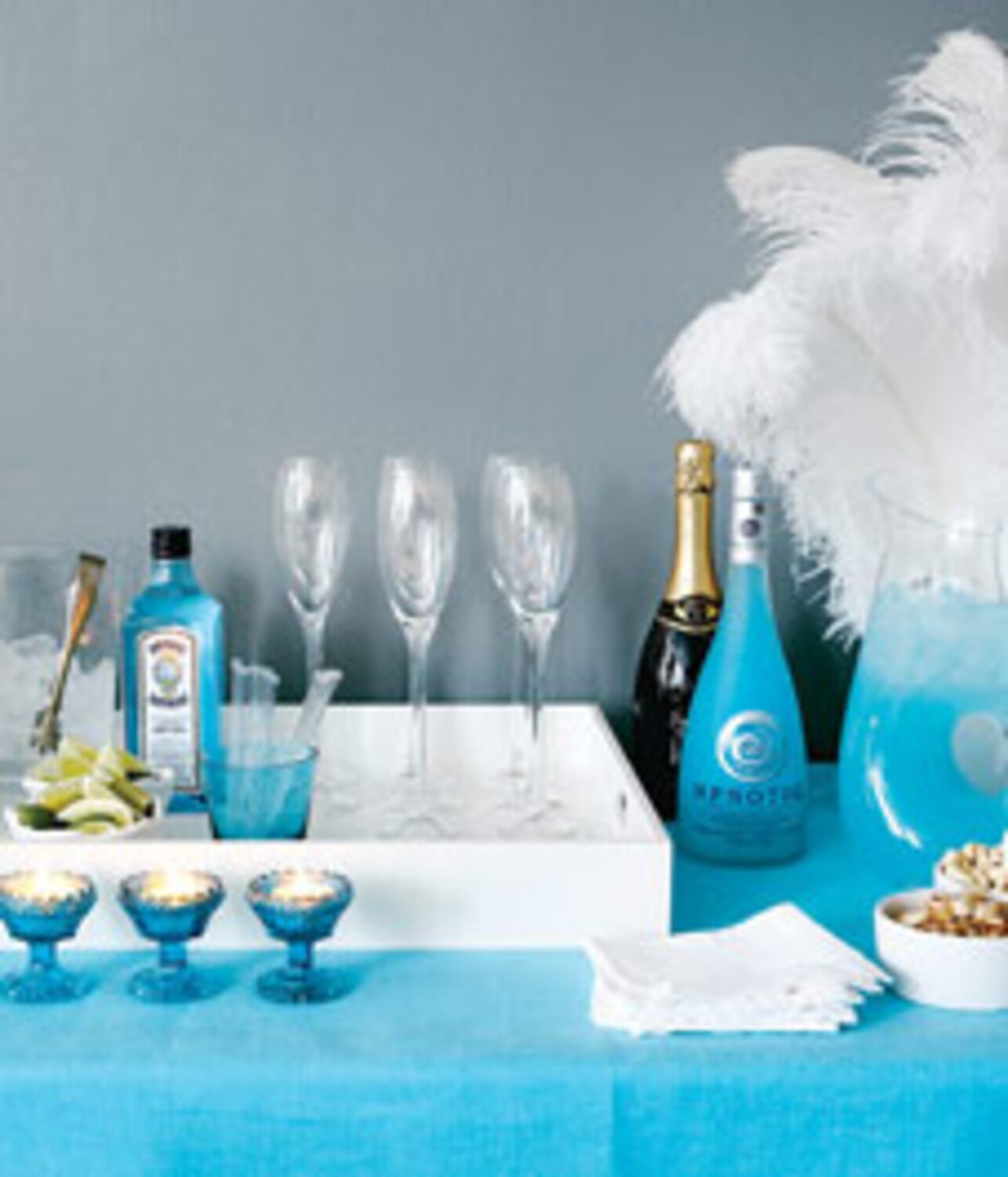 Small space cocktail party | Style at Home