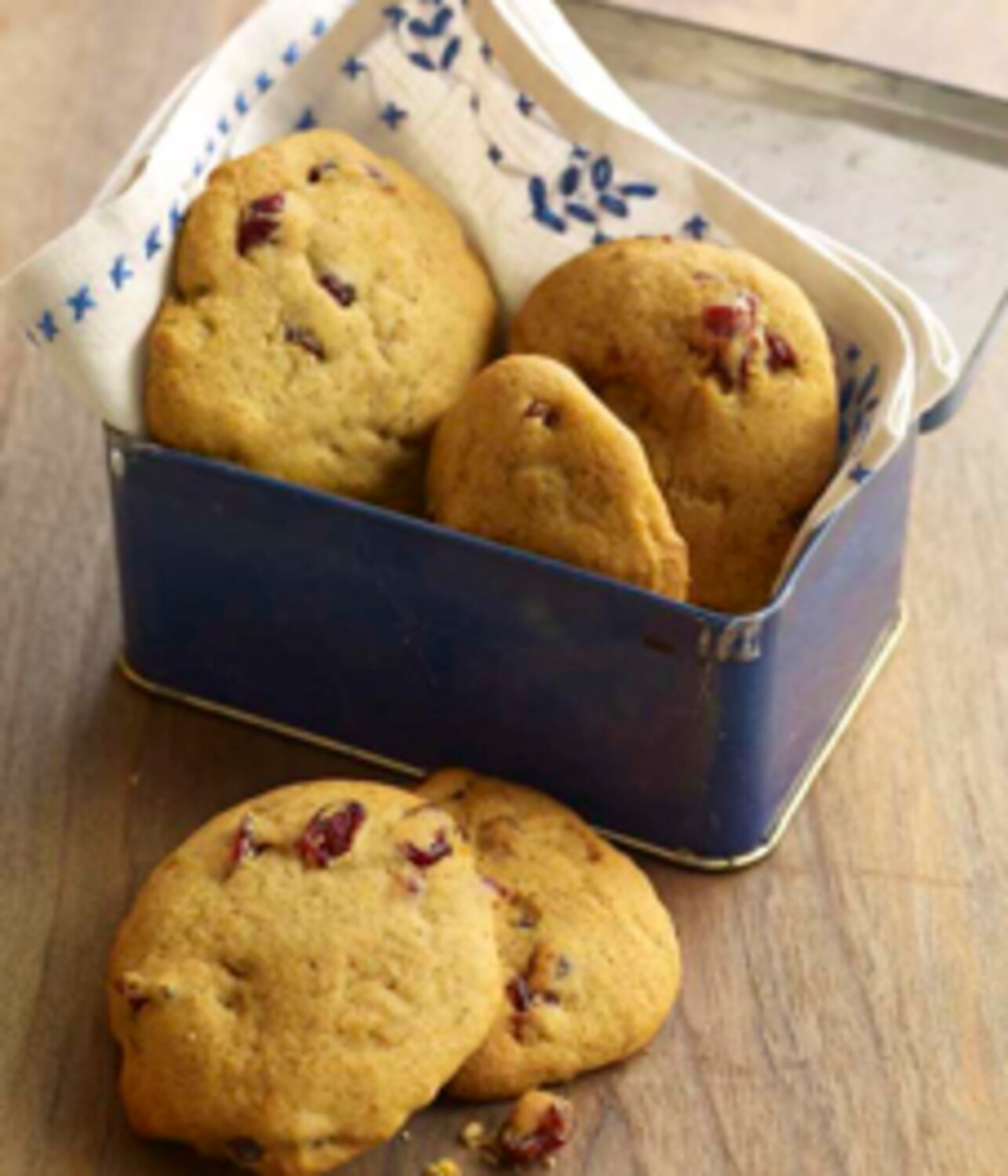 Recipe: Pumpkin cranberry cookies | Style at Home