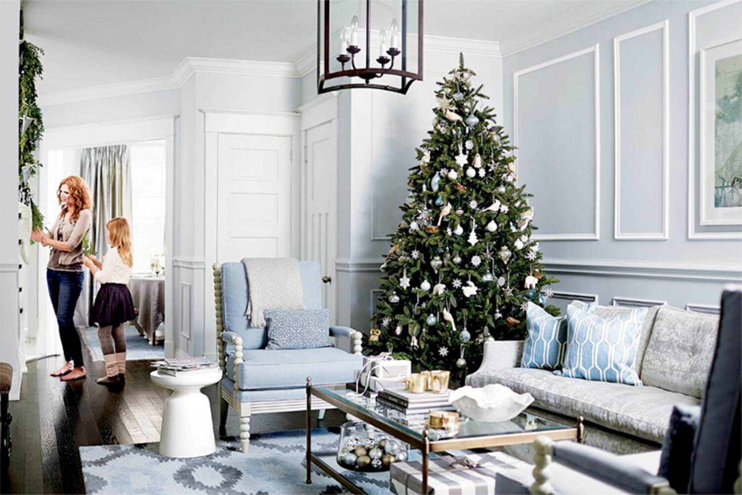 16 inspiring holiday living rooms | Style at Home