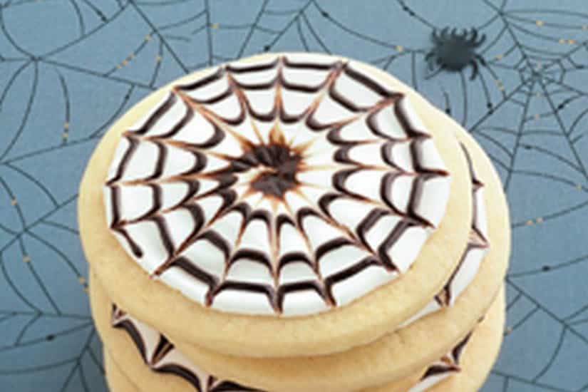 Recipe: Spiderweb sugar cookies | Style at Home