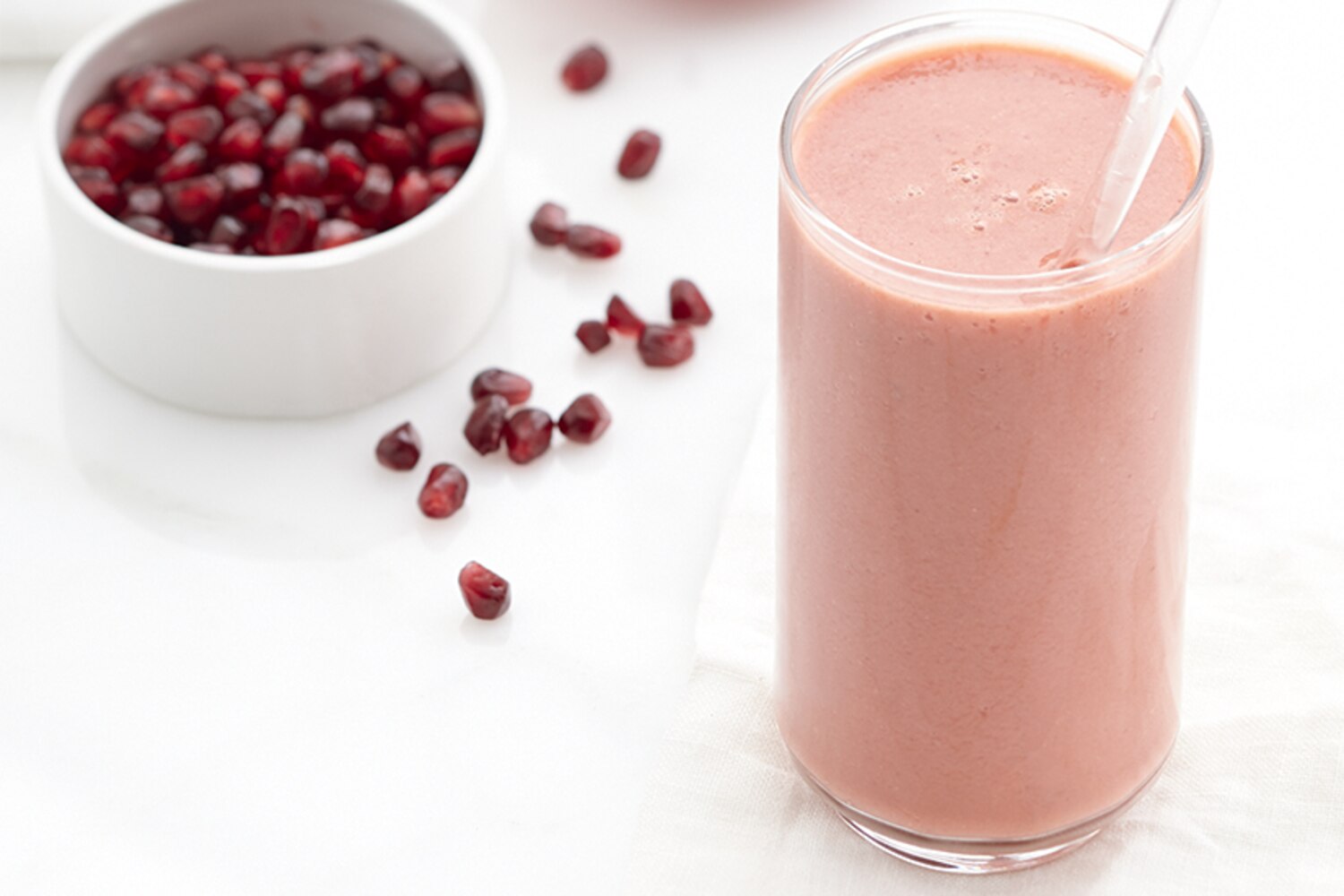 Recipe: Pomegranate, raspberry & goji berry smoothie | Style at Home