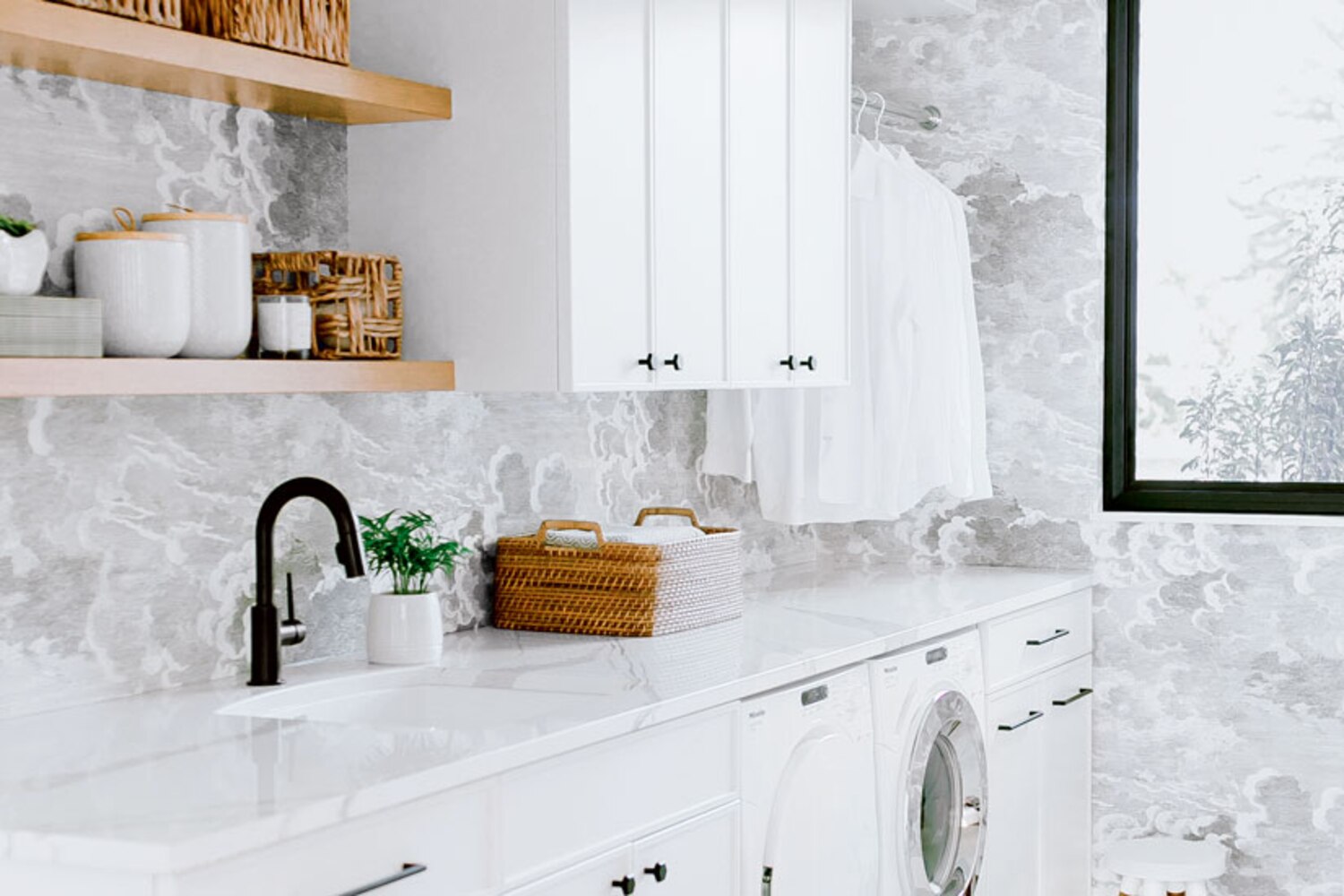 How to create a pretty laundry room you actually want to be in | Style ...