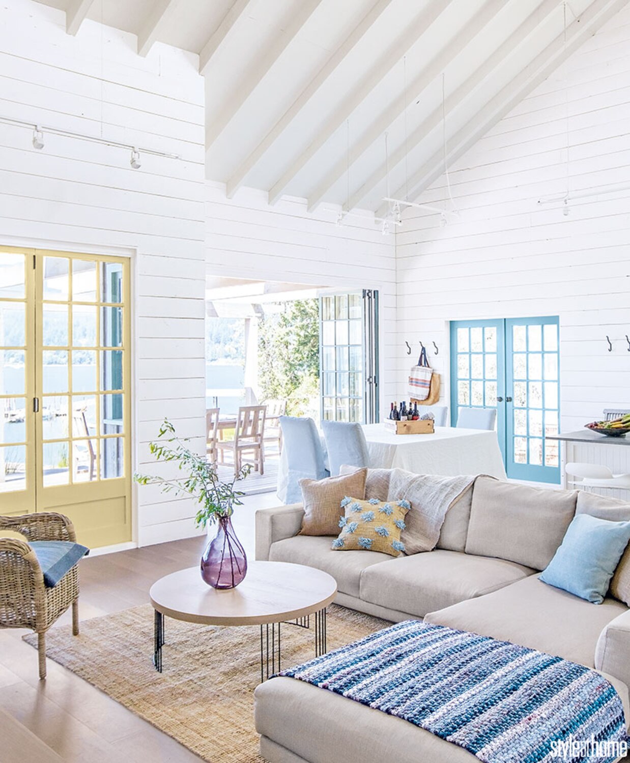 Classic cottage living rooms we want to hang out in | Style at Home
