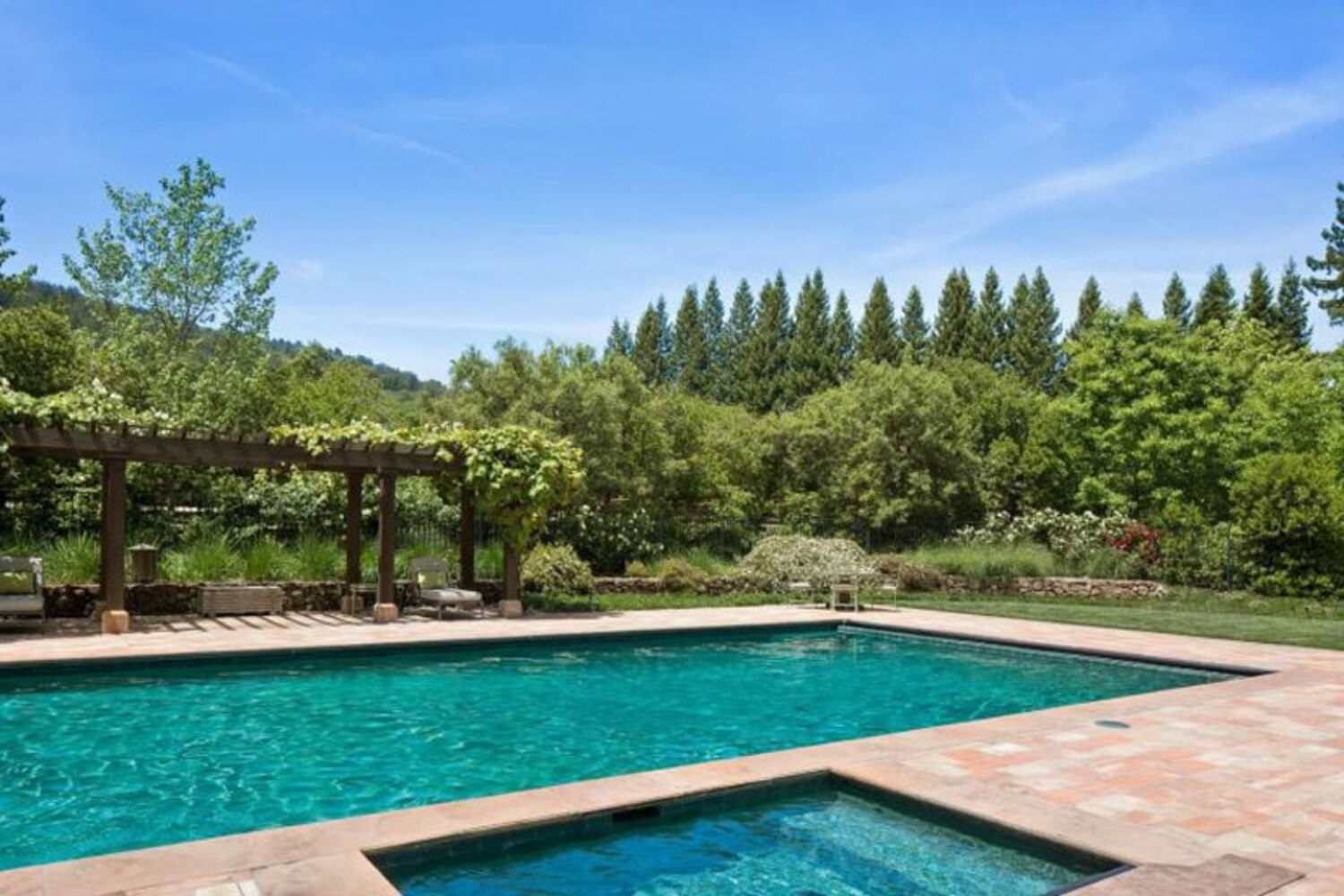 Michelle Pfeiffer is selling her San Francisco home for a cool $29.5M ...