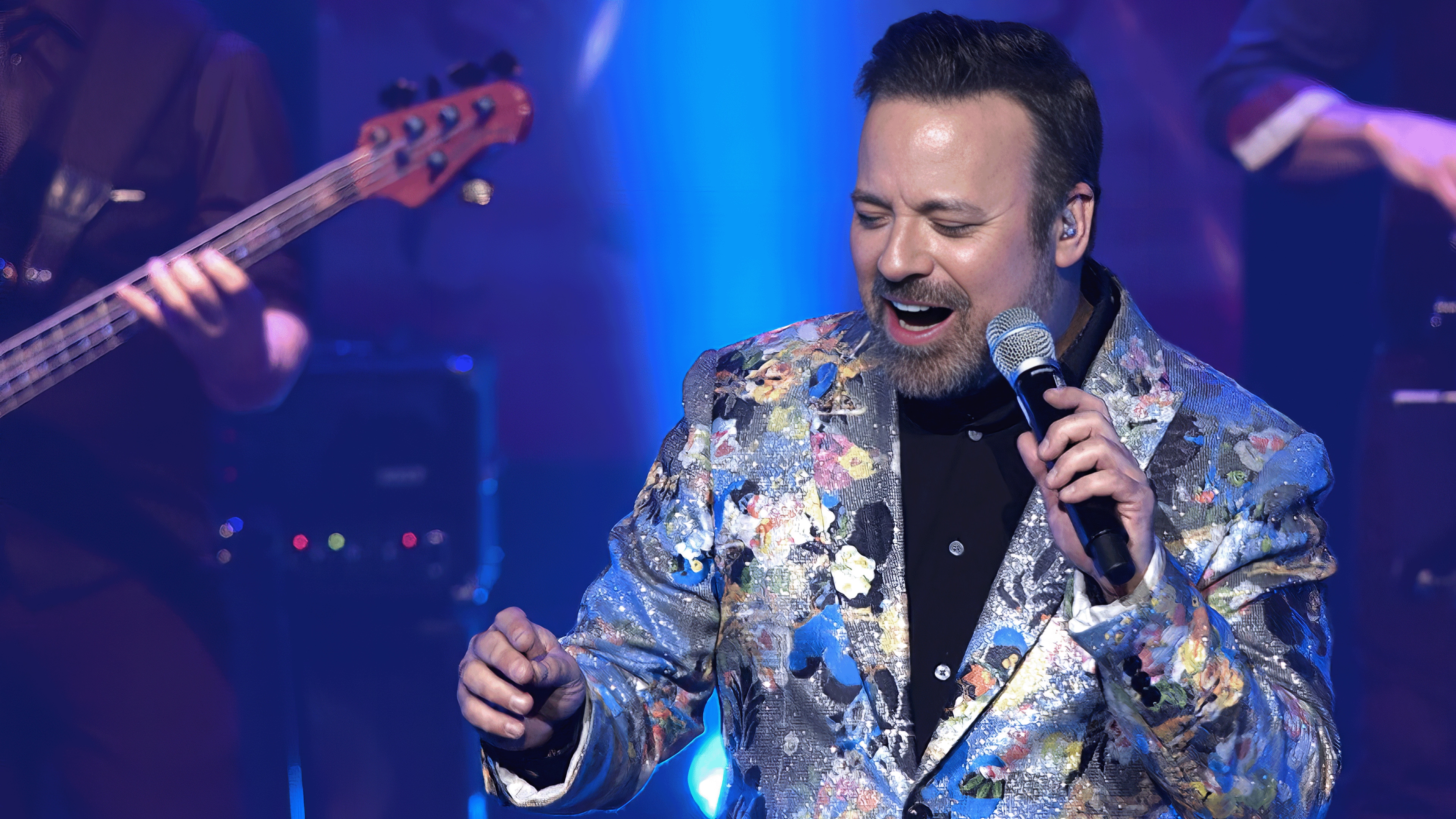 Christian Marc Gendron - Piano Man version Temps des Fêtes | Spectacle ...